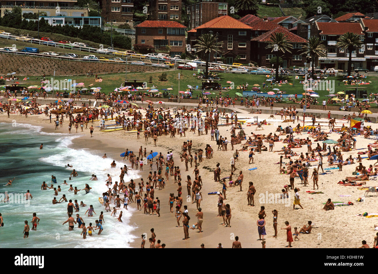 Warm beaches hi-res stock photography and images - Alamy