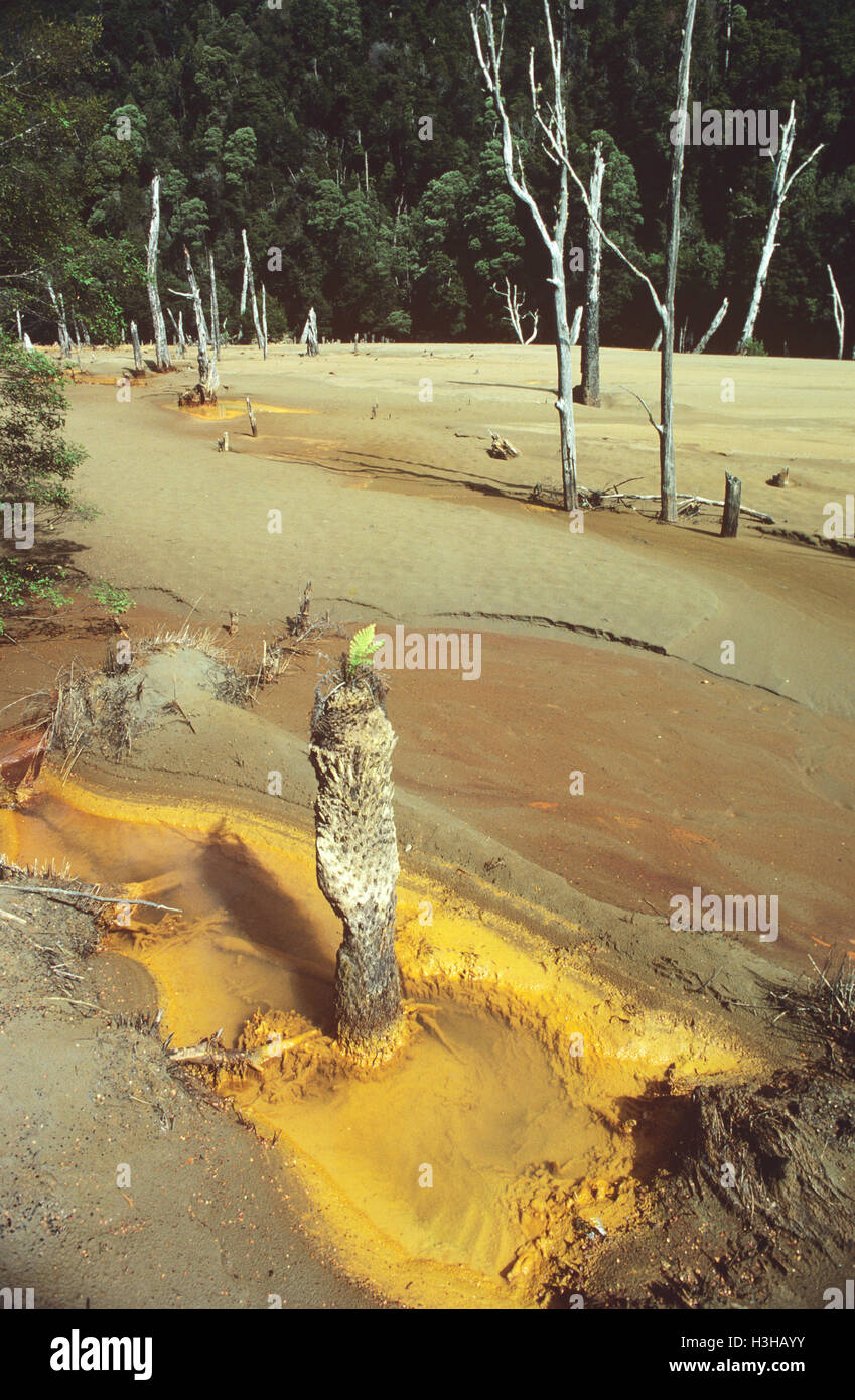 Mining pollution hi-res stock photography and images - Alamy