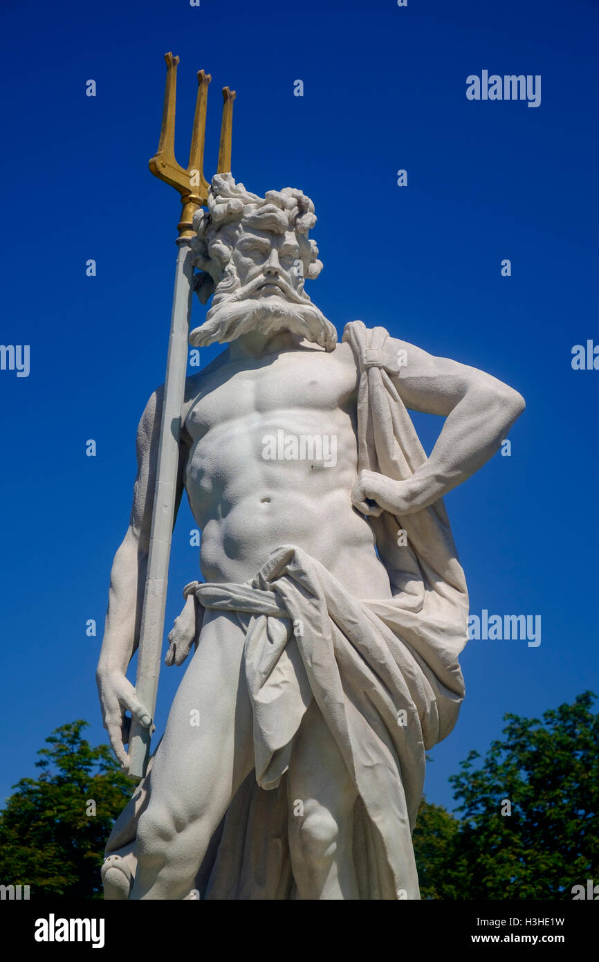 Neptune Greek Statue High Resolution Stock Photography and Images - Alamy