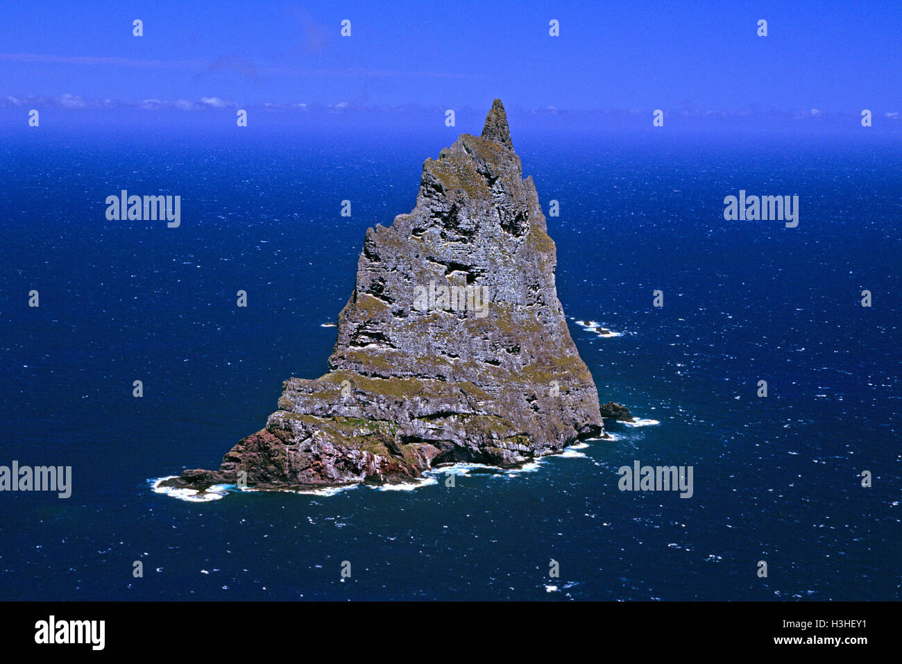 Balls pyramid hi-res stock photography and images - Alamy