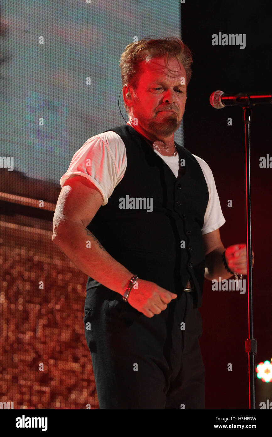John Mellencamp performs during the 2016 Farm Aid at Jiffy Lube Live on ...