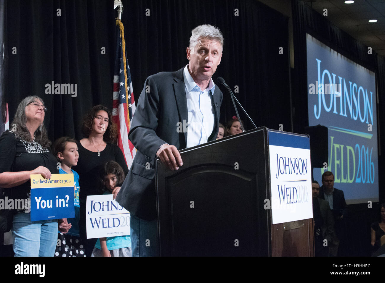 Presidential candidate Governor Gary Johnson speaks at the Johnson/Weld ...
