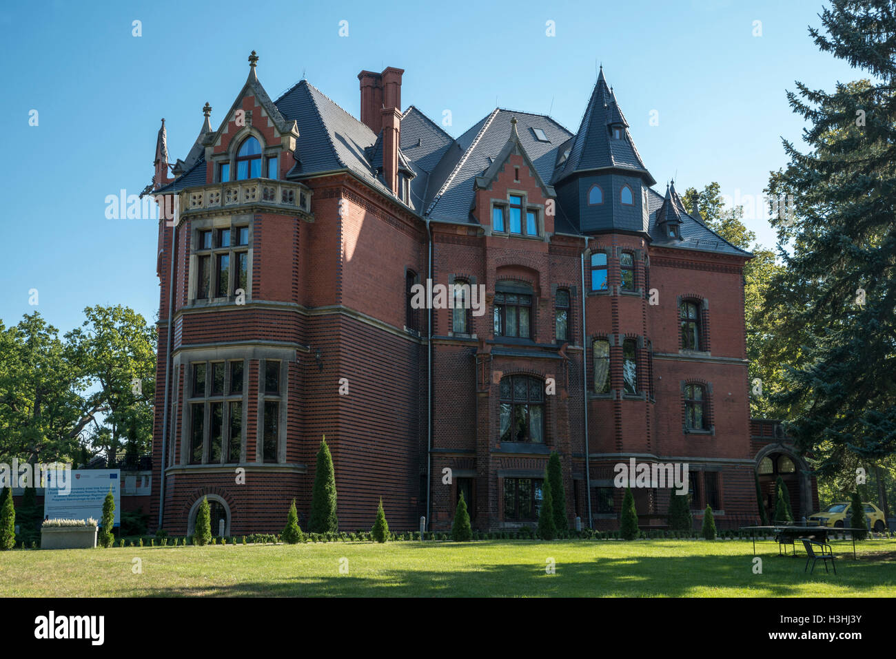 Castle (b.1870 - 1872) in Wasowo, Gmina Kuślin, Nowy Tomyśl County ...