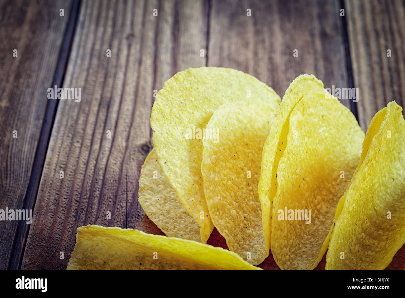 Empty taco shells hi-res stock photography and images - Alamy