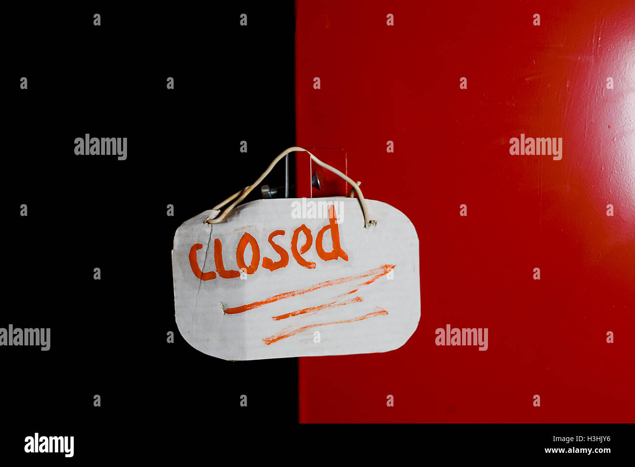 Door Closed Message Stock Photo - Alamy