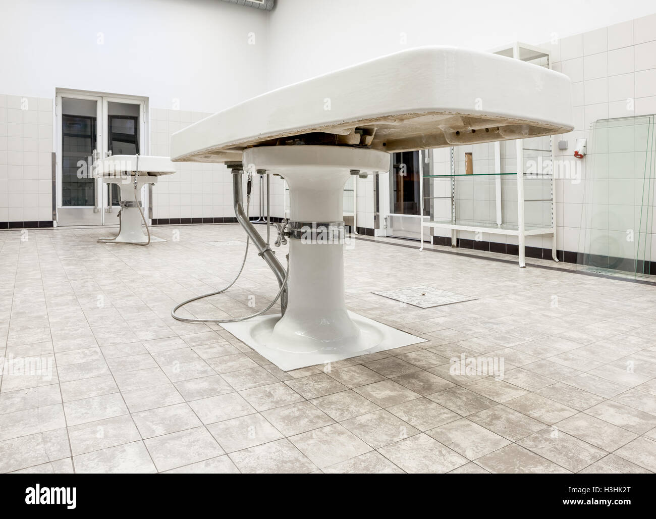 Autopsy examination hi-res stock photography and images - Alamy