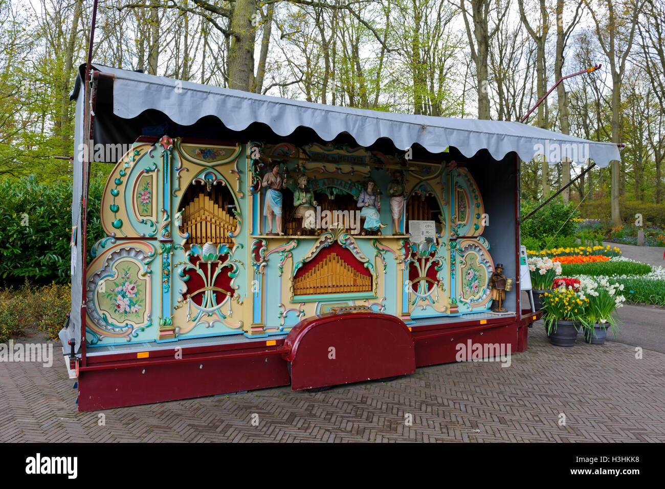 Dutch street organ hi-res stock photography and images - Alamy
