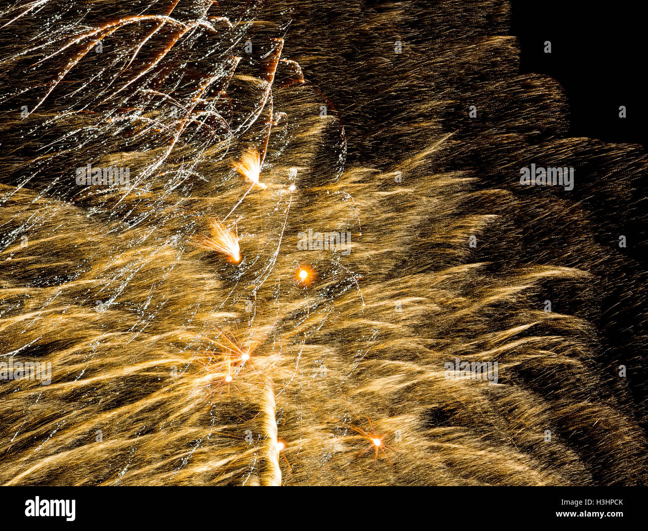 Golden sparkle hi-res stock photography and images - Alamy