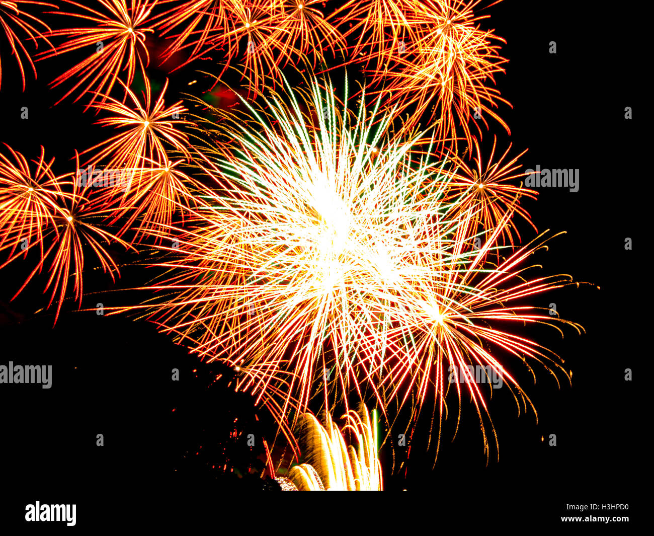 Golden star burst and sparkles.Spectacular fireworks Stock Photo - Alamy