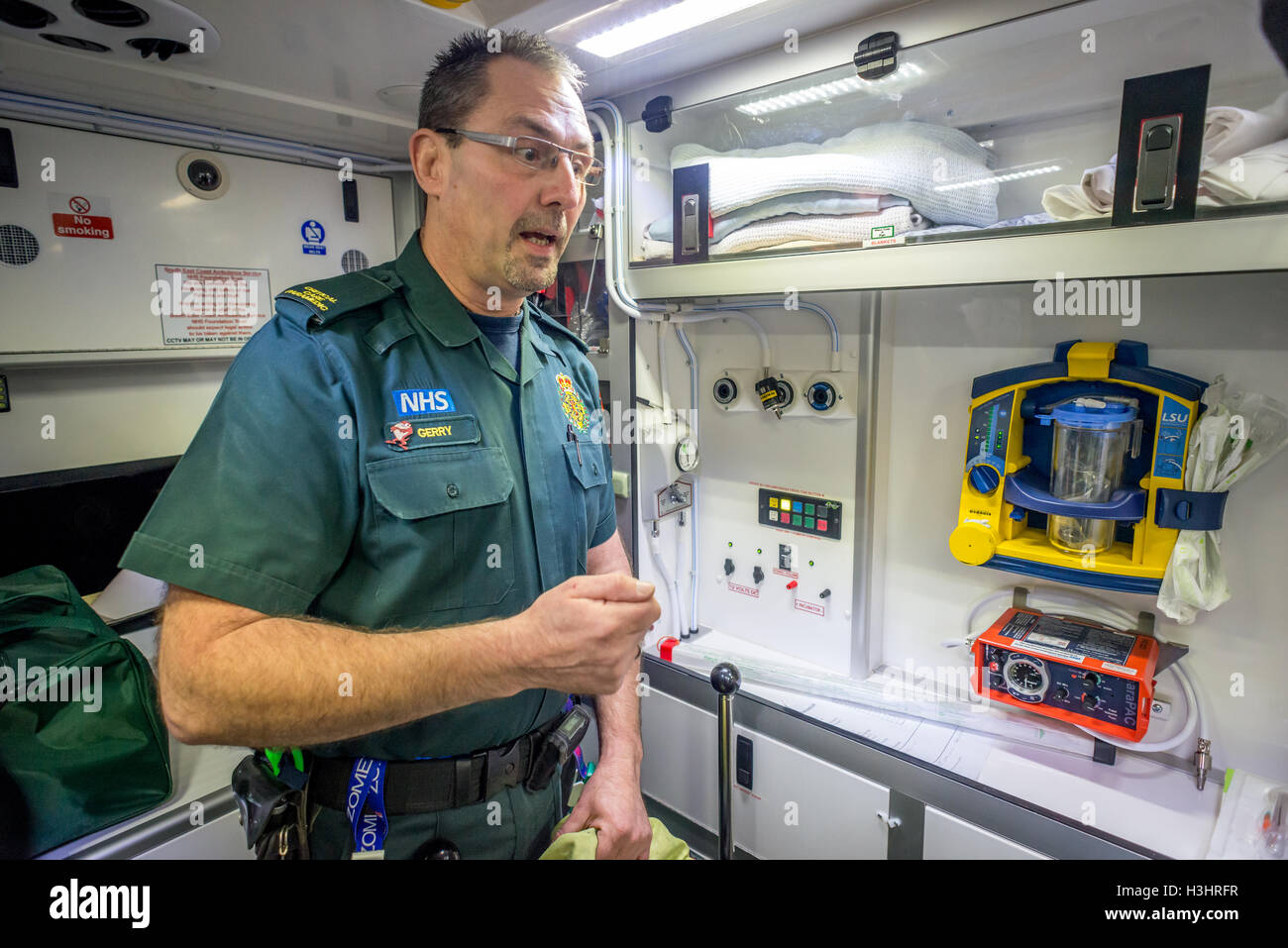 Brighton Paramedics on duty on the Friday before Christmas. Critical ...