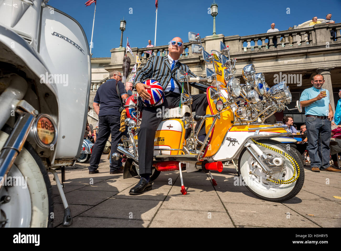 The Mod Weekender attracted thousands to Brighton this afternoon ...