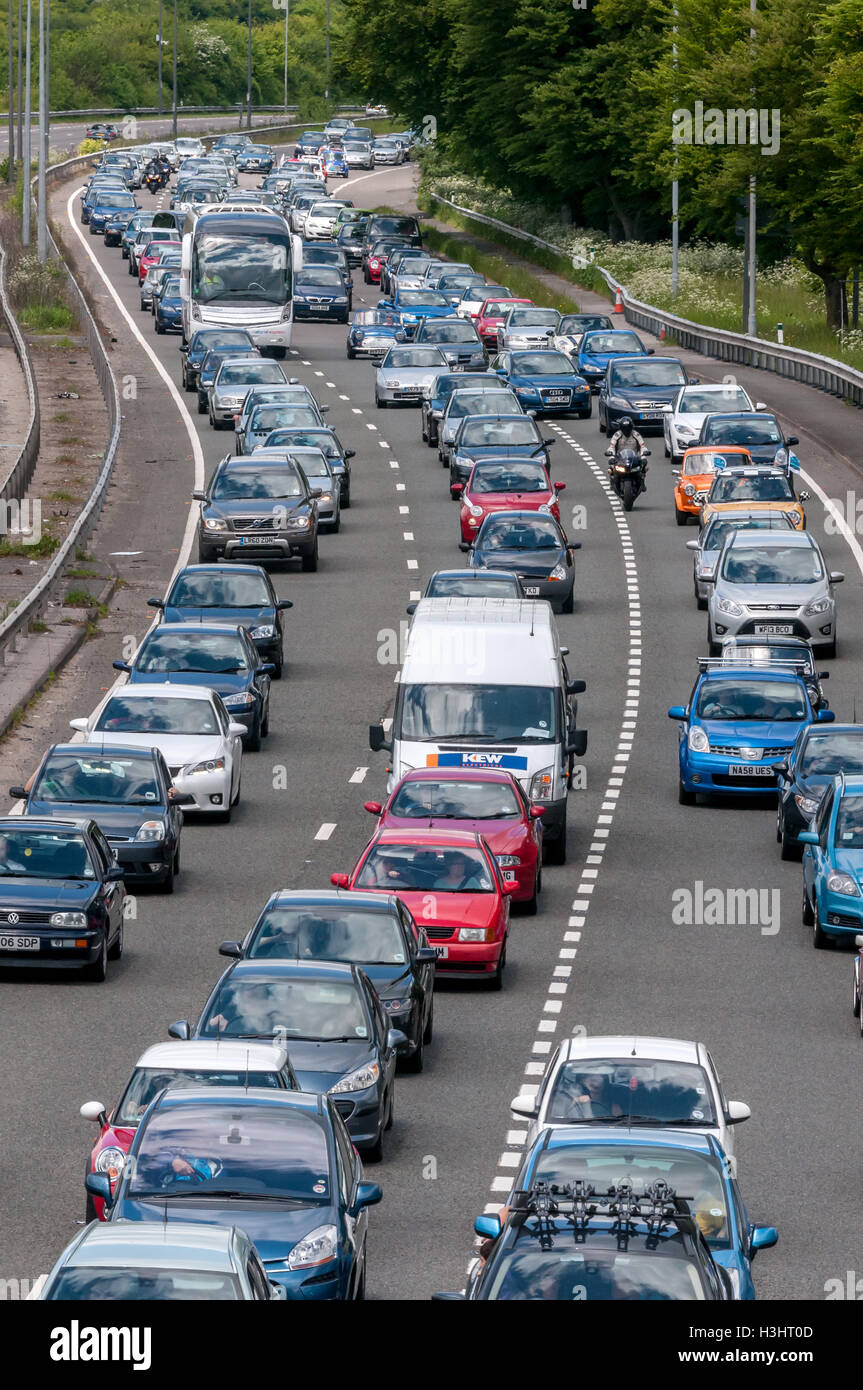 Ambulance queue hi-res stock photography and images - Alamy