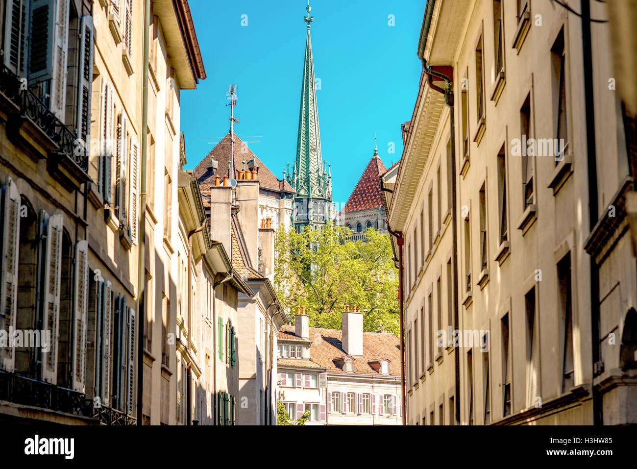 Geneva old town hi-res stock photography and images - Alamy