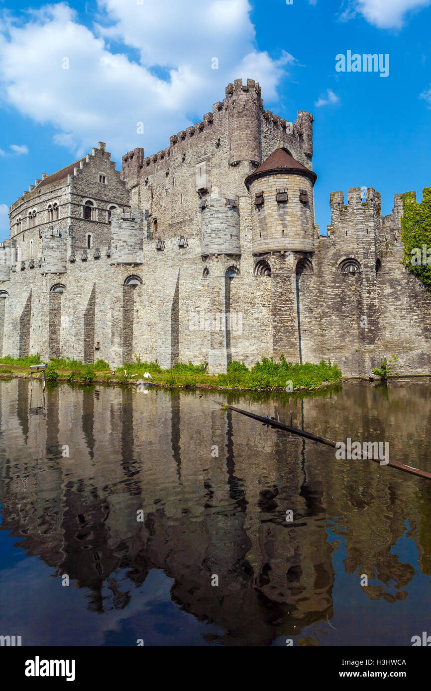 The Gravensteen, medieval castle built in 1180 by count Philip of ...