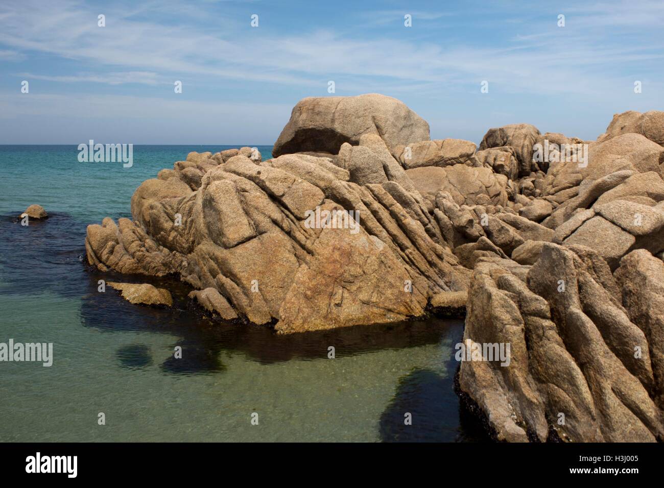 Jutting Rock High Resolution Stock Photography and Images - Alamy