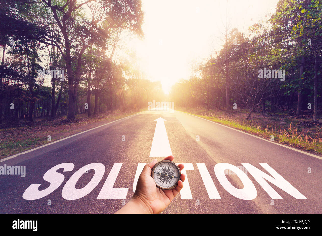 Solutions compass hi-res stock photography and images - Alamy