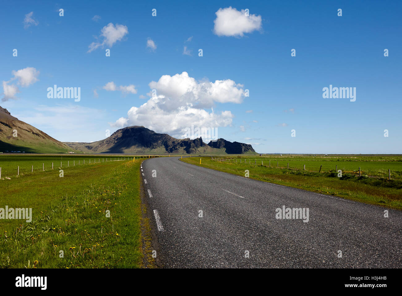 Driving rural road along farmland hi-res stock photography and images ...