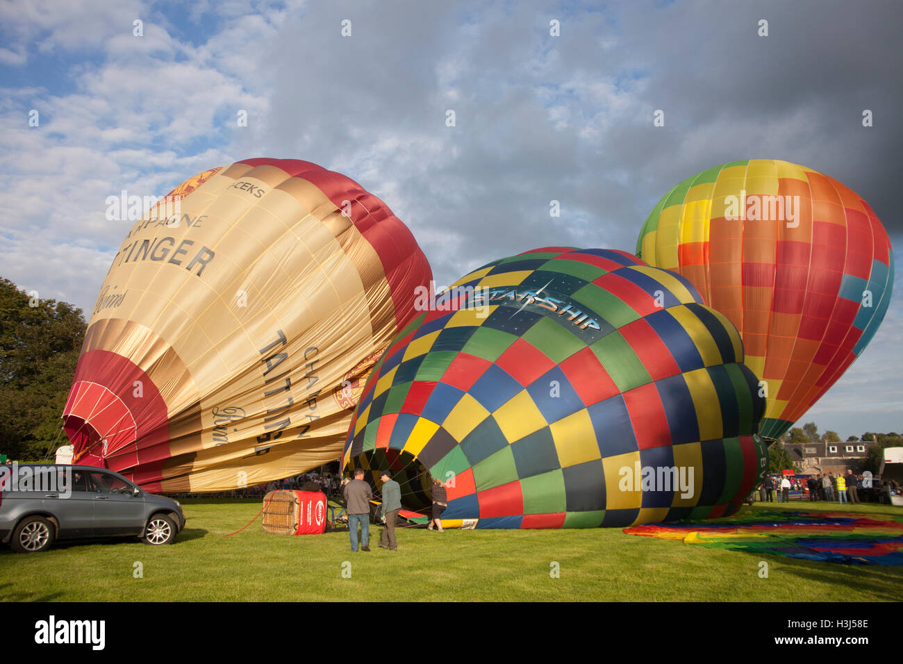Balloons scotland hi-res stock photography and images - Alamy