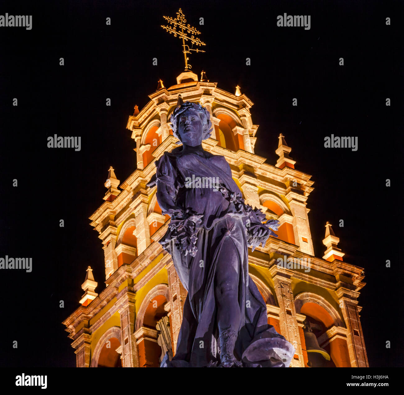 Our Lady of Guanajuato Paz Peace Statu Night Guanajuato, Mexico Stock ...
