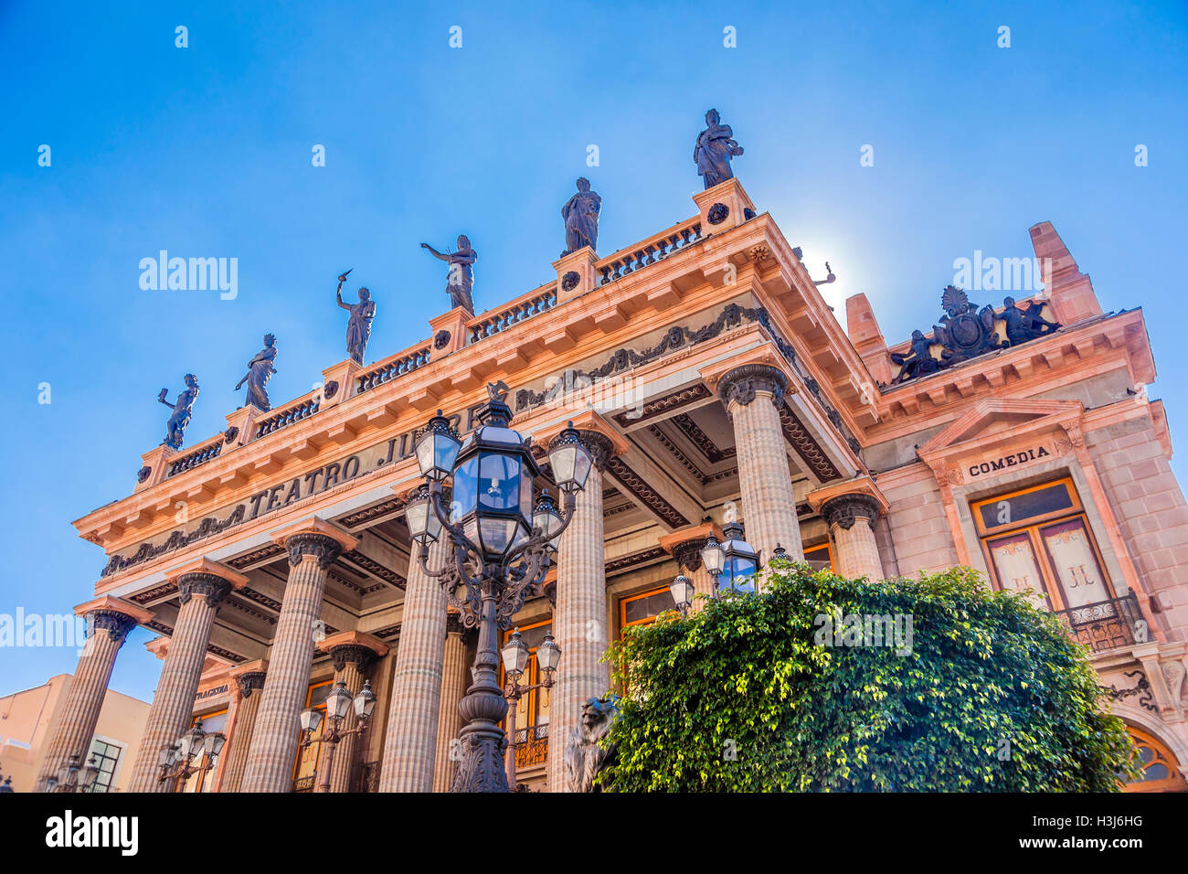 Juarez Theater Statues Opera House Guanajuato Mexico Stock Photo - Alamy