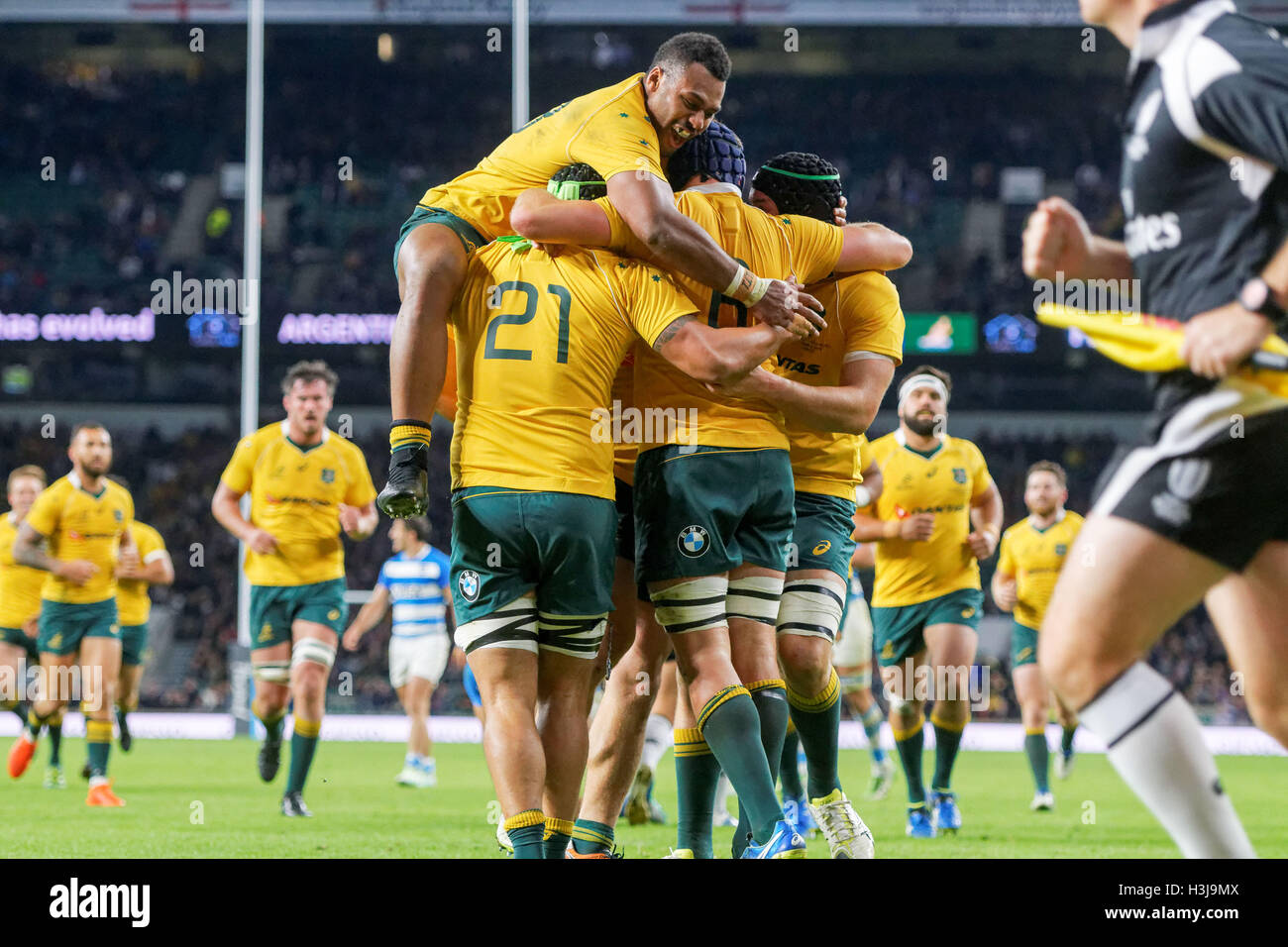 Australian players celebrate hi-res stock photography and images - Alamy