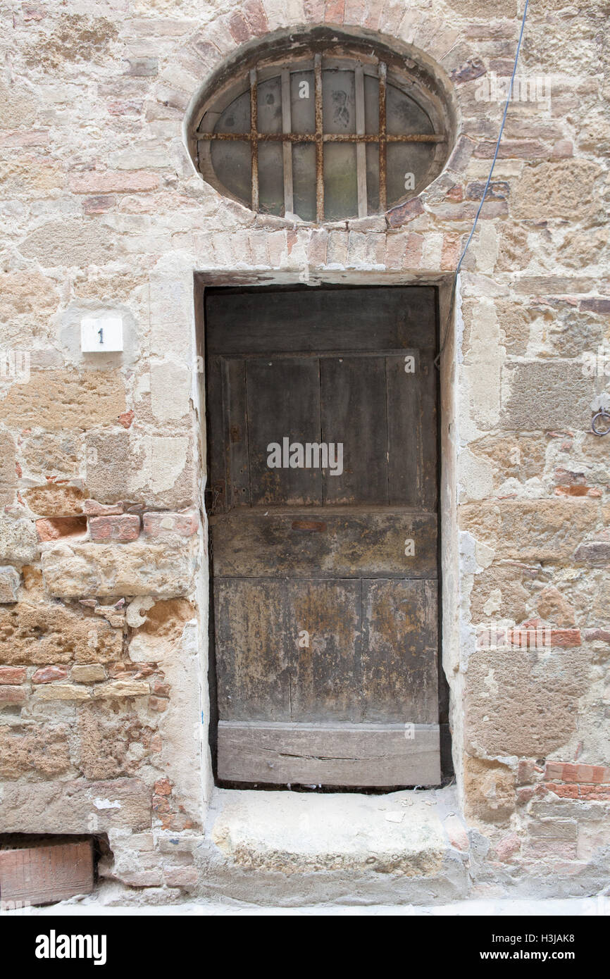 Beautiful rich house door hi-res stock photography and images - Alamy