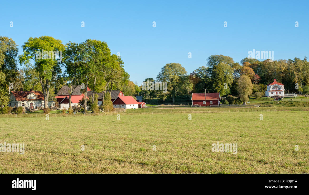 Autumn in the countryside of vastergotland vastergotland sweden hi-res ...
