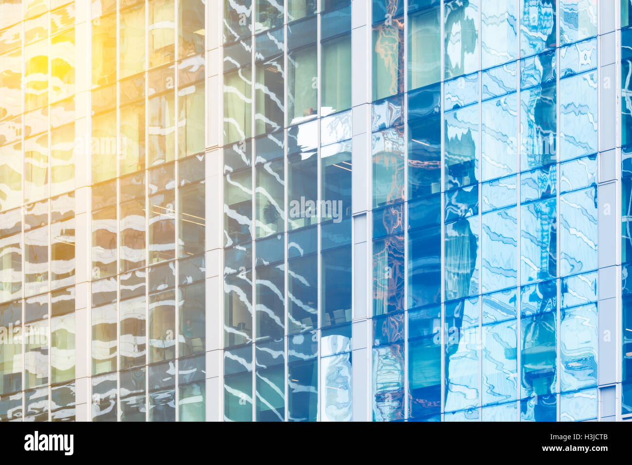 Ripple effect glass hi-res stock photography and images - Alamy