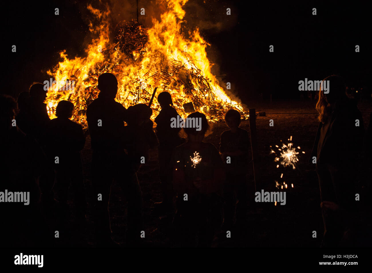 Bonfire Night, believed to be Europe's largest bonfire at Guy Fawkes ...