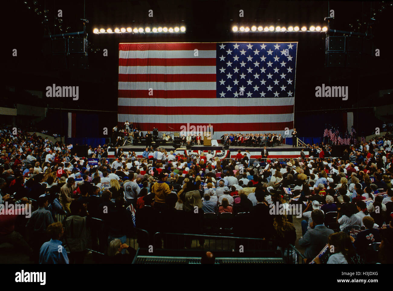 Canton, Ohio, USA, October, 1992 Campaign rally for Democratic Arkansas ...