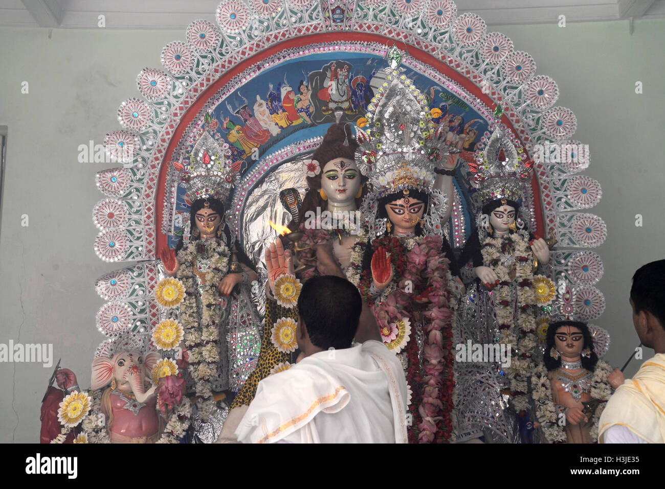 Shiv dham hi-res stock photography and images - Alamy