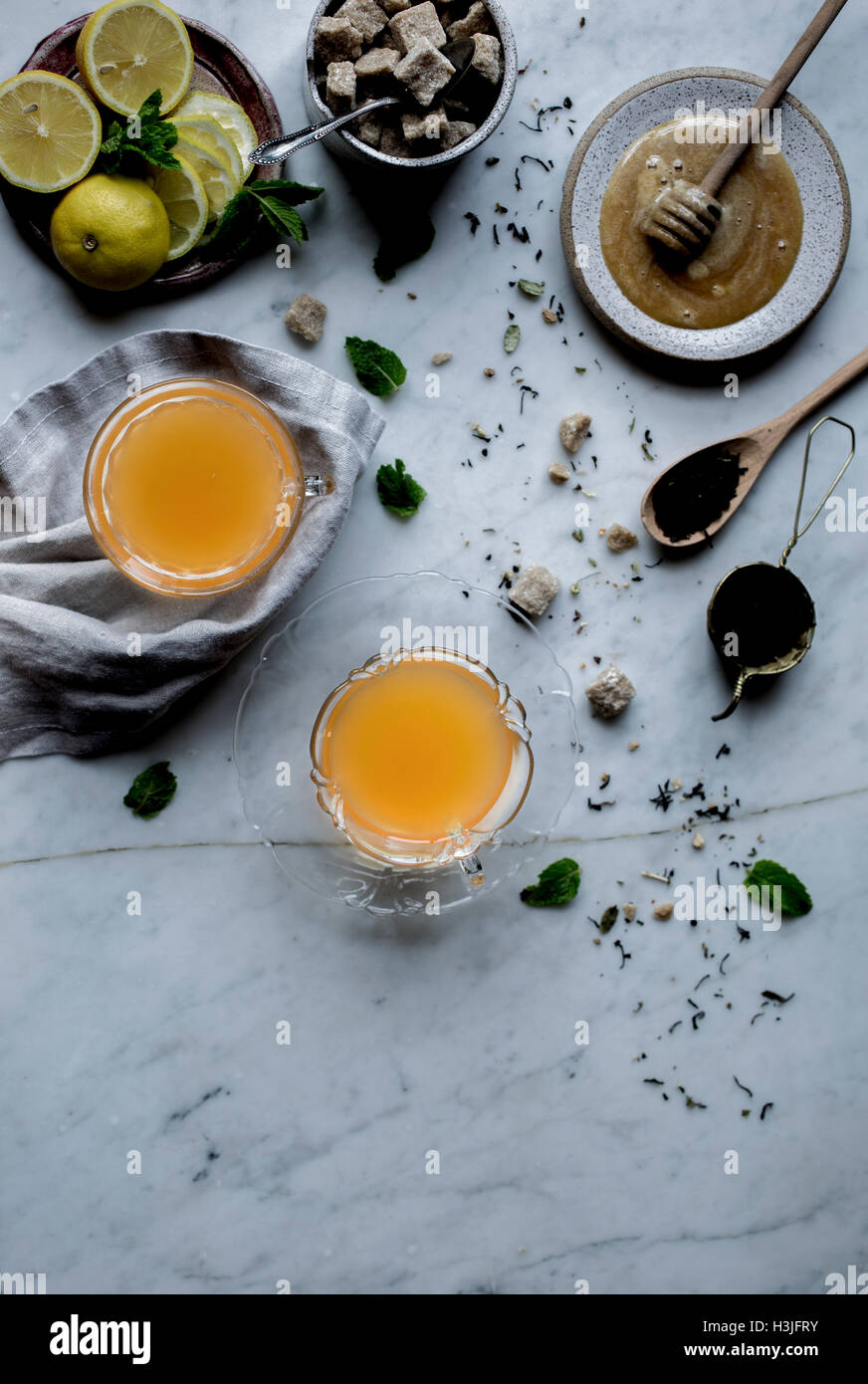 Chinese bowl golden hi-res stock photography and images - Alamy