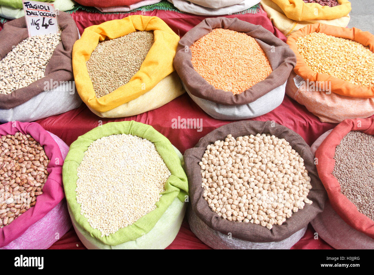Pulses for sale hi-res stock photography and images - Alamy