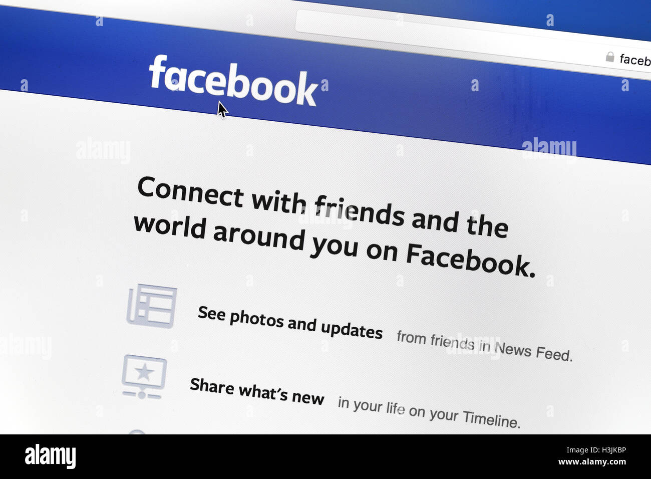 Facebook website on computer screen Stock Photo - Alamy