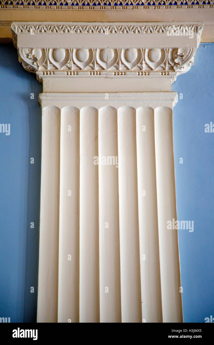 Greek column hi-res stock photography and images - Alamy