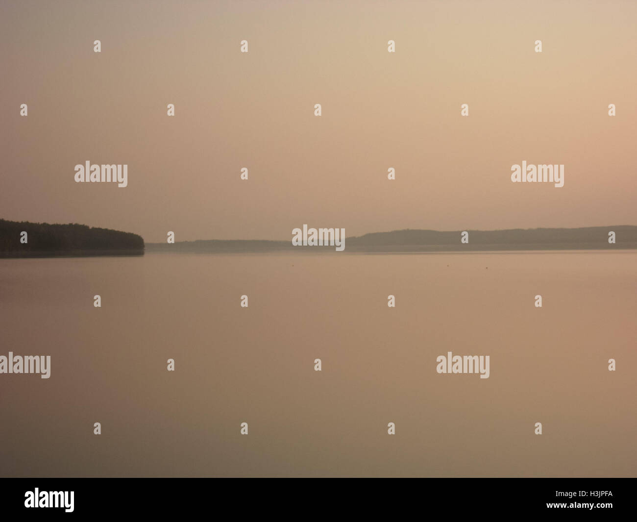 View of the horizon in the afternoon, Lake Unden, Sweden Stock Photo ...