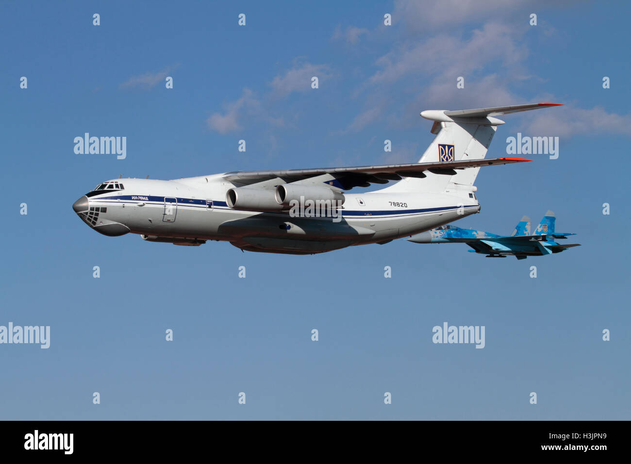 Sukhoi su 27 ukraine hi-res stock photography and images - Alamy