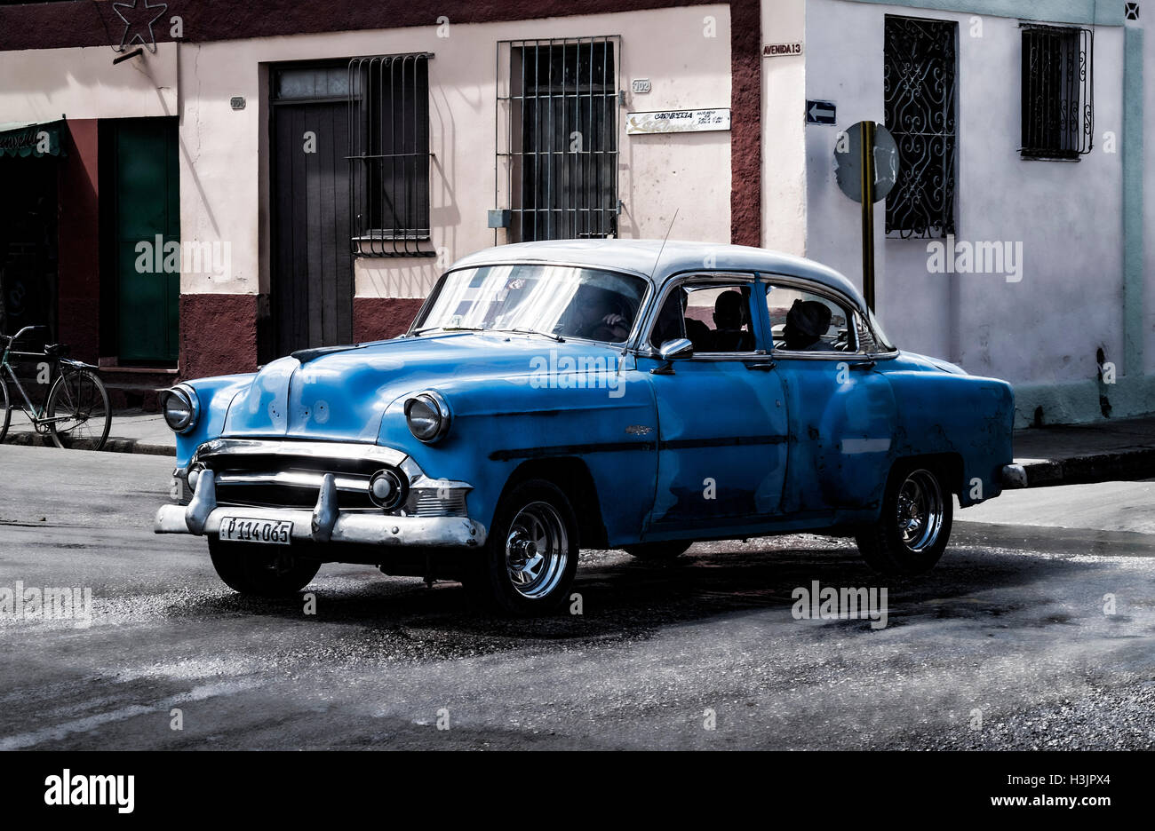 Caribbean car 1960s hi-res stock photography and images - Alamy