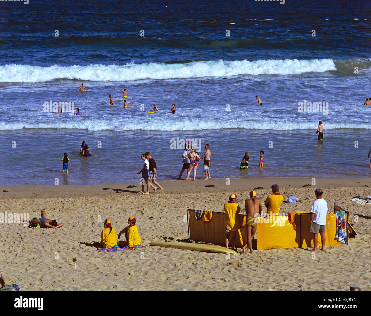 Cronulla beach hi-res stock photography and images - Alamy