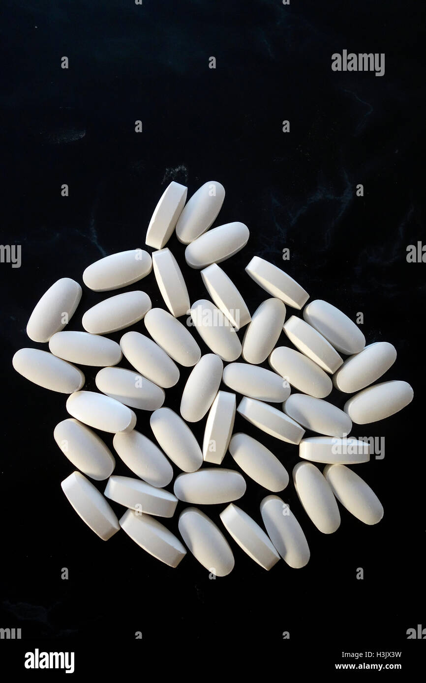 L - Arginine Tablets Stock Photo - Alamy