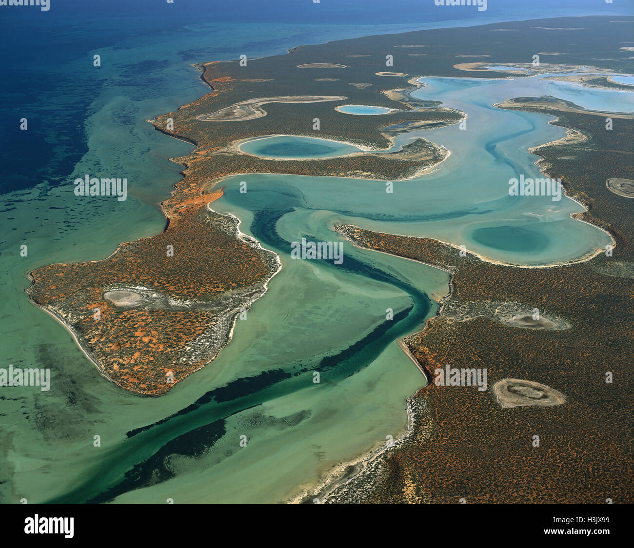 Aerial view big water hi-res stock photography and images - Alamy
