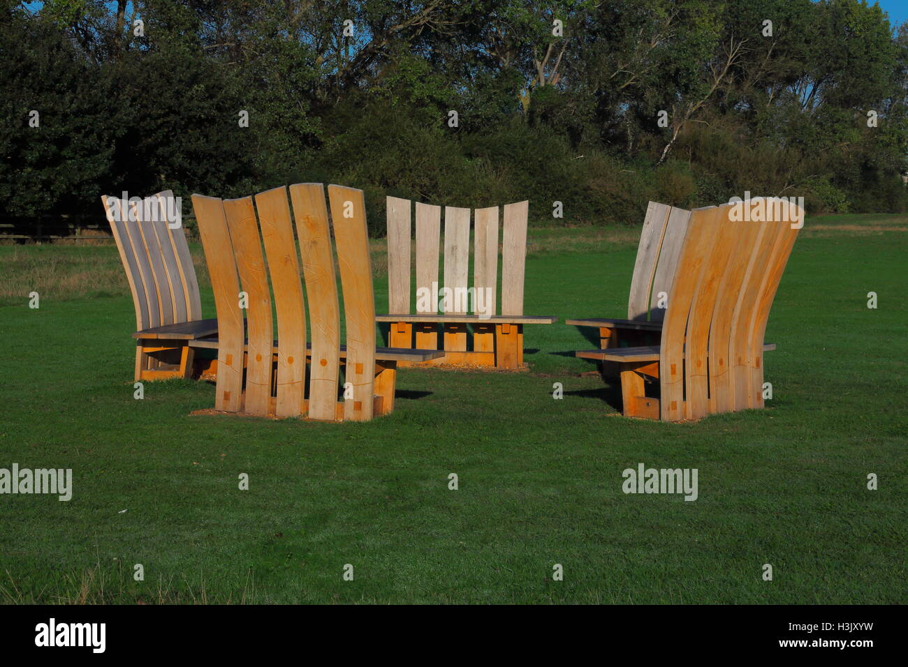 Chairs facing each other hi-res stock photography and images - Alamy