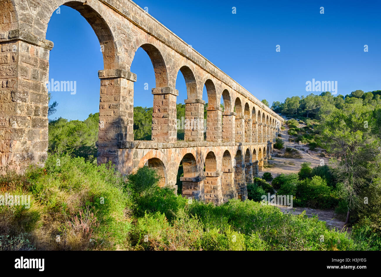 Archade hi-res stock photography and images - Alamy