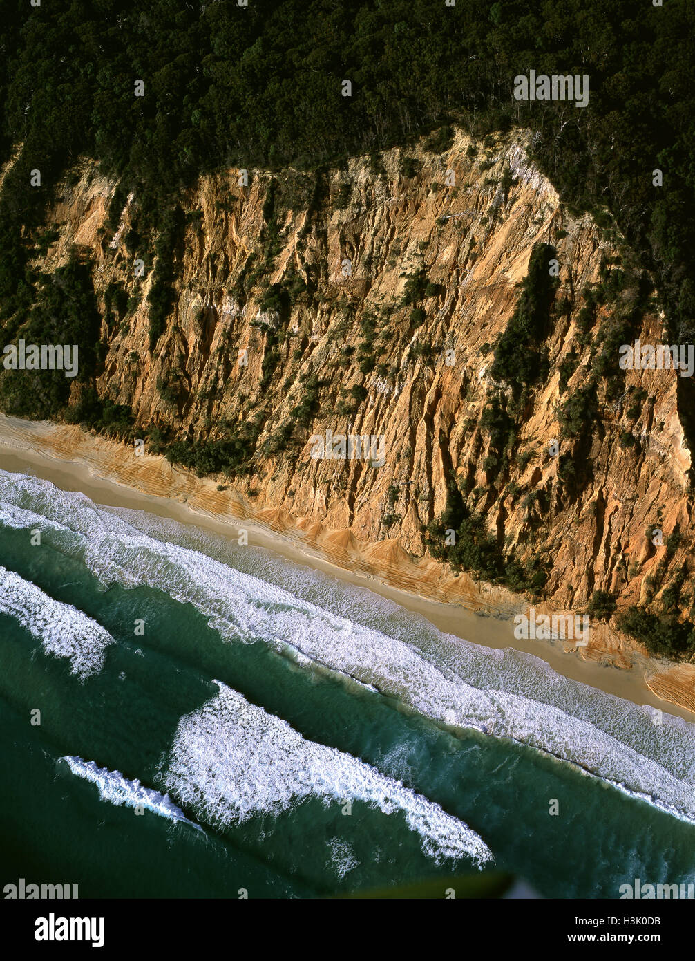 Aerial beach cliff waves hi-res stock photography and images - Alamy