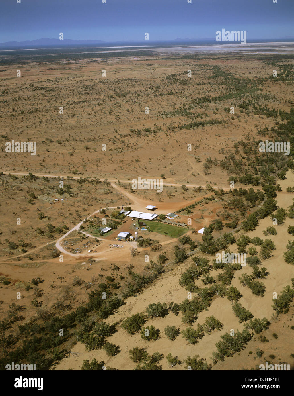 Australian outback roadhouse hi-res stock photography and images - Alamy