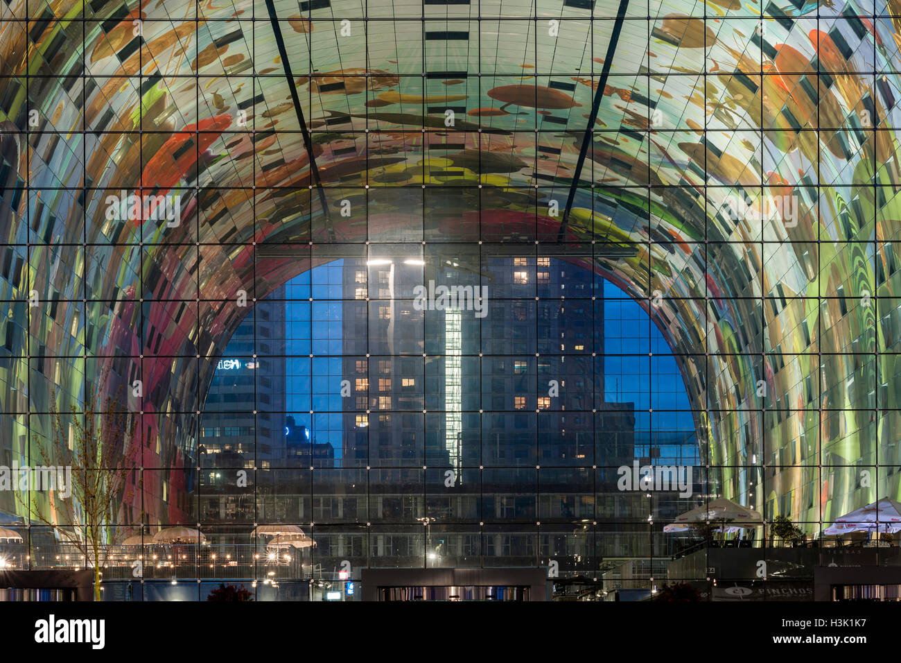 Curved decorative frame hi-res stock photography and images - Alamy