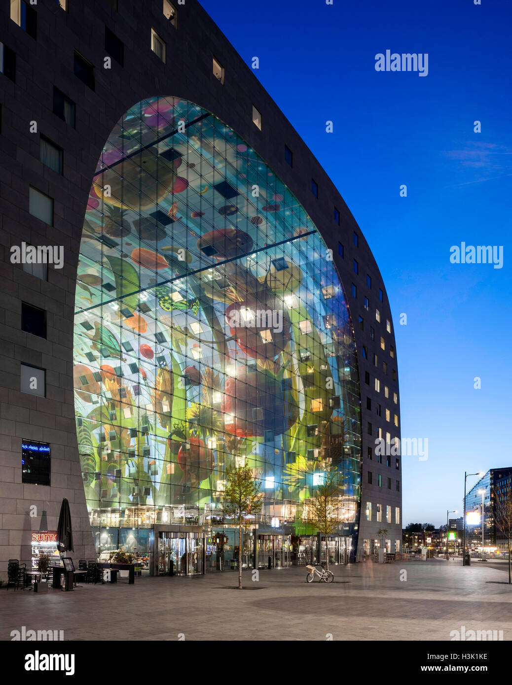 Lateral elevation of curved building. Market Hall Rotterdam, Rotterdam ...