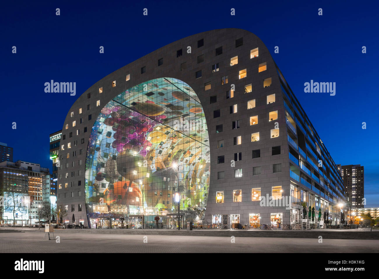 Lateral elevation of curved building. Market Hall Rotterdam, Rotterdam ...