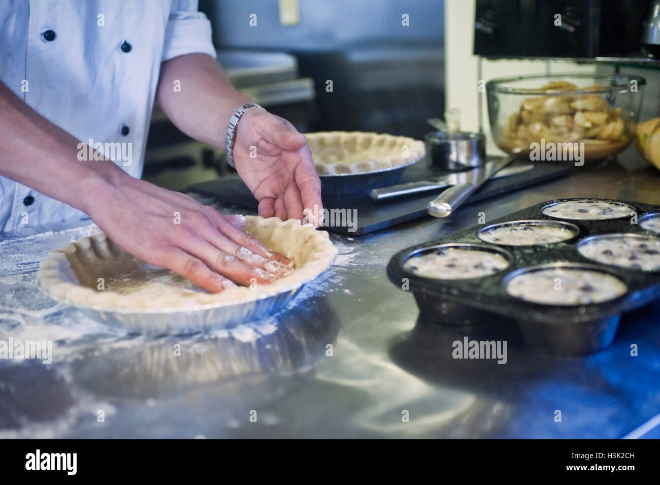 Chef baking pie hi-res stock photography and images - Alamy