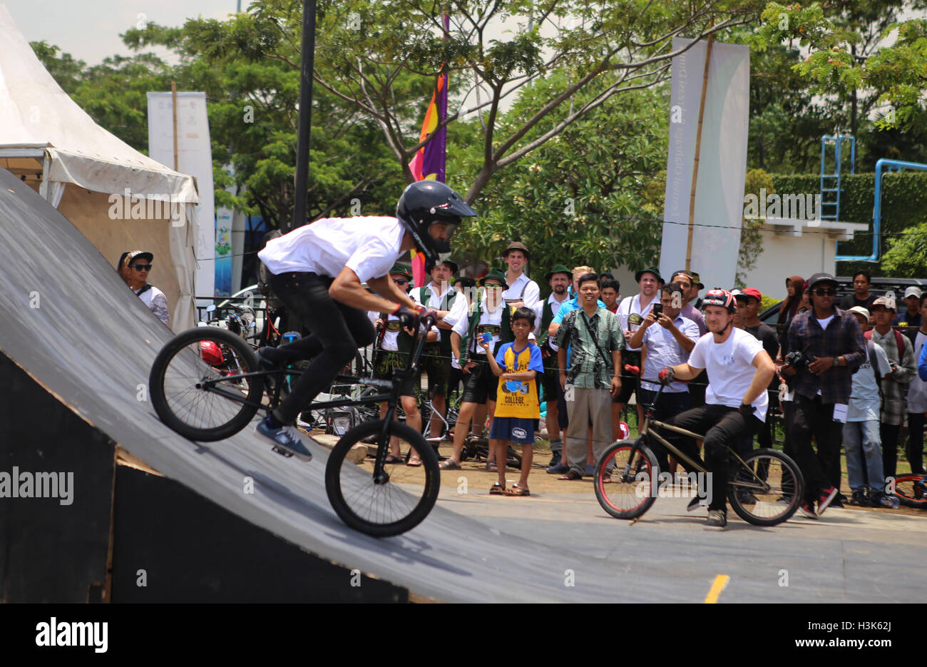 Jakarta, Jakarta, Indonesia. 9th Oct, 2016. BMX freestyle competition ...